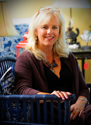 About - Dramatic Decor